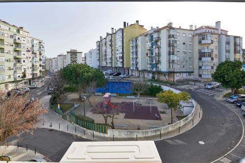 Sunny - Cozy Apartment - Amadora