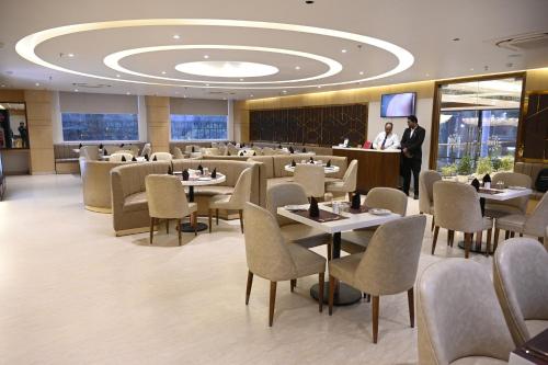 10 Top Hotels in Allahabad | Places to Stay w/ 24/7 Friendly Customer ...