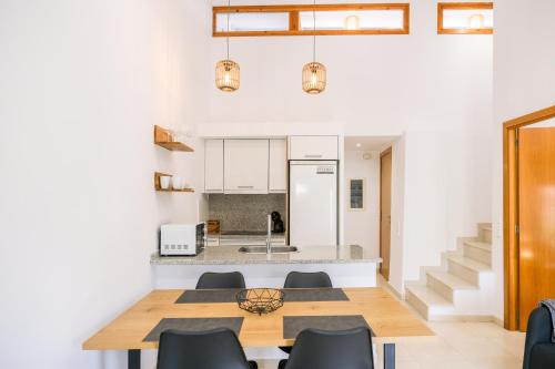 Ca L'eudald 3, Apartamento En Besalu Con Terraza - Catalonia