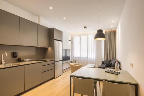Mon Suites Jardin De Ayora - Valencia