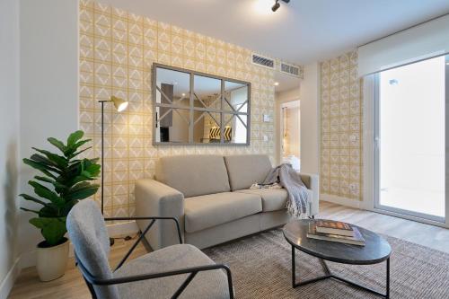 Casa Pizarro, By Homing U - Seville
