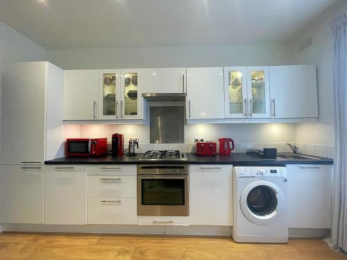 Queen Bedroom In Maida Vale - Notting Hill