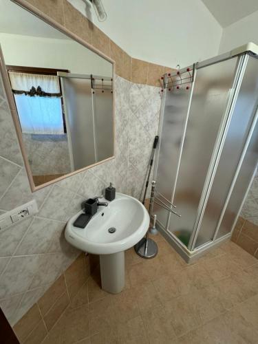 From €40pp - Holiday Ginestre sea view - swimming pool - Wi-fi, Porto ...