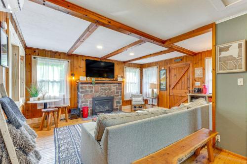 Pet-friendly Wilmington Retreat W/ Hot Tub! - 뉴욕