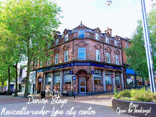 Darwin Stays - Service Accommodation In Newcastle Under Lyme City Centre - Stoke-on-Trent