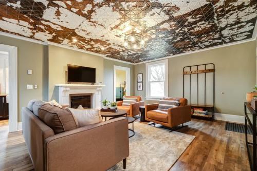 From Hgtv Marigold Suite In County Farmhouse - Prince Edward