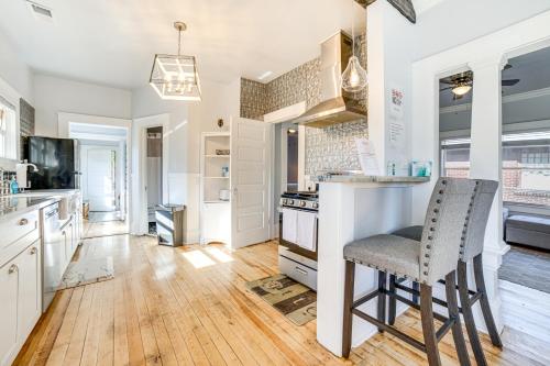 Walk To Midtown: Charming Reno Retreat - Reno, NV