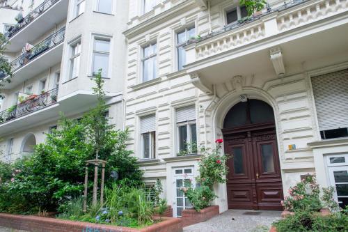 Charmantes 2-zimmer-apartment Mit Vorgarten - Kreuzberg