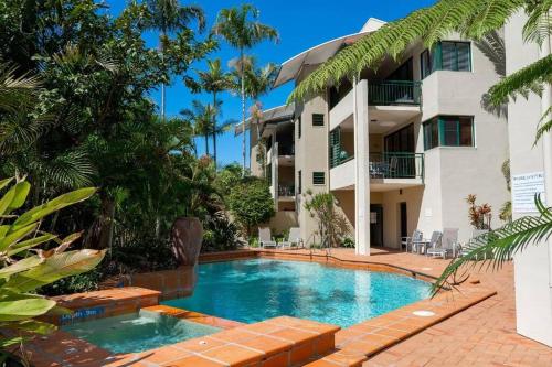 Charming Riverside Noosa Gem - Noosaville
