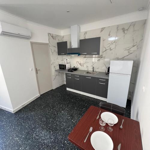 Suite Studio Entier St Charles, Canebiere, Vieux-port Appartement - Marseille