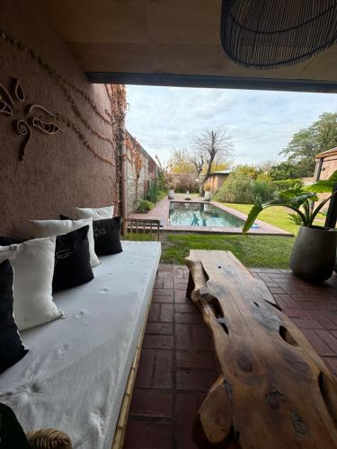 Tanah Host - Casa De Huespedes - Villa Mercedes