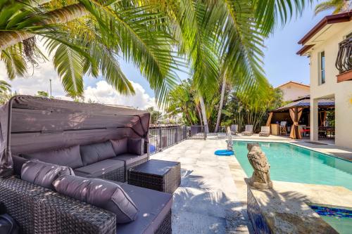 Pool & Home Theater: Lighthouse Point Home! - Boca Raton, FL