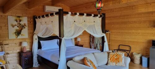 Healing Garden Retreat - Uluwatu - Gold Coast