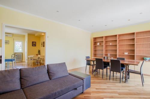 Guesthost - Al Castello Apartment - 馬泰拉