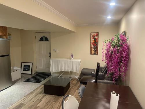 Peculiar 96 - Clifton, NJ