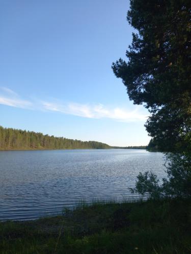 Rustic Old Lakeside Cottage At Sevettijarvi - Inari
