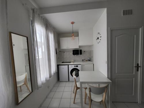Appartement T2 Spacieux De 30m2, Ideal Proche Paris - Issy-les-Moulineaux