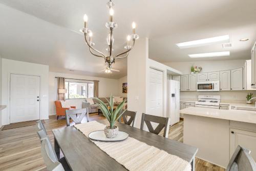3 Mi To Old Town Cottonwood: Sunny Home W/ Bbq - Cottonwood, AZ