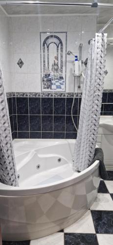 Large Double Room Near London Heathrow Airport - Hounslow