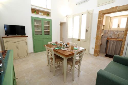 La Casetta Di Iaia - A Historic Gem In The Heart Of Tricase - Tricase
