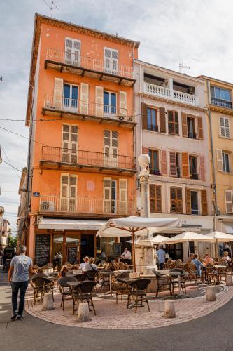 Appartement Retro Dans Le Centre - Antibes