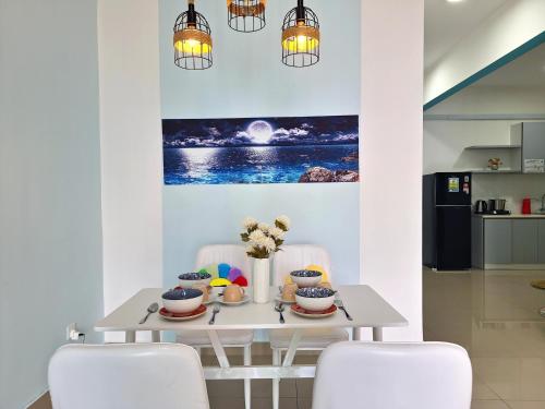 Comfort Home - 5pax Fantasy Pool View - Seremban