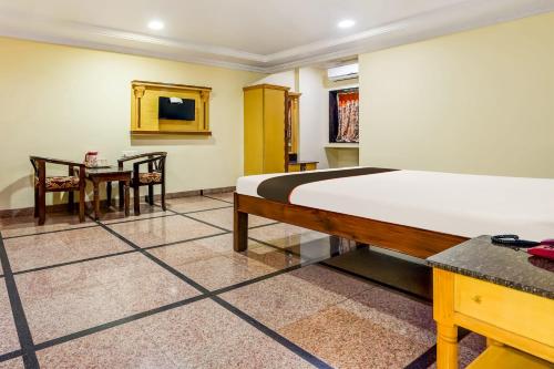 10 Top Hotels in Eluru | Places to Stay w/ 24/7 Friendly Customer Service