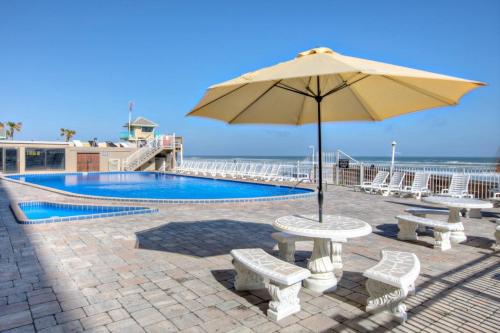 Pirates Cove Condo Unit 406 - Daytona Beach, FL