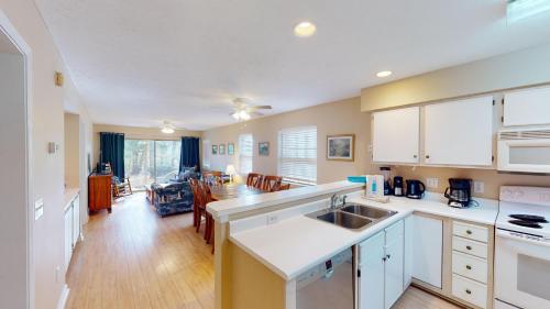 Golf Course Getaway 3br Heart Of Pawleys Island - Pawleys Island, SC