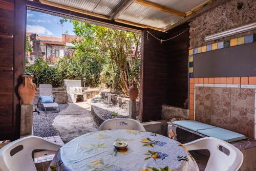 Apartment In The Center W/garden Sicilian Mood - Catane