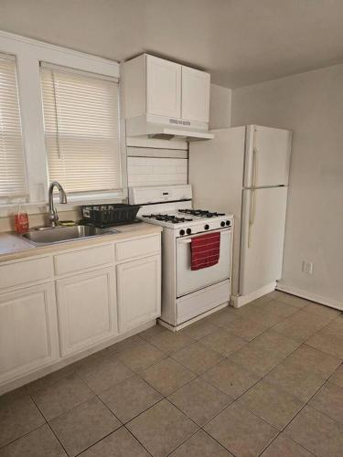 Private Apartment With 1 Bedroom And 1 Bathroom - Paterson, NJ