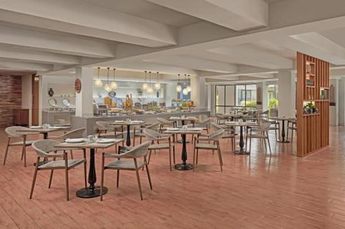 Holiday Inn & Suites Batangas LimaPark - Batangas City, the Philippines ...