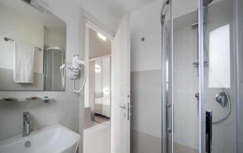 Hotel Borgo Dell'Orso - Palau, Italia - Aggiornato 2026: Prezzi degli ...