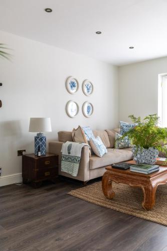The Pelican Room-converted Cart Lodge Near Airport - Norwich