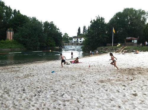 Au Son De L'eau - Charente
