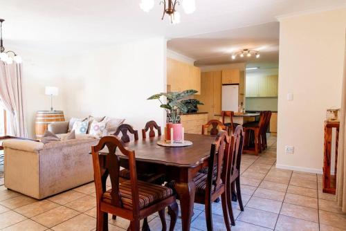 Camderest House - Graaff-Reinet
