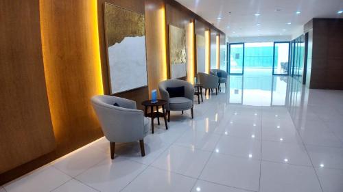 Unit 301 At One Pontefino - 八打雁