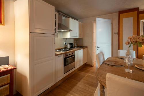 Peruzzi Luxury Apartment By Mamo Florence - Florence