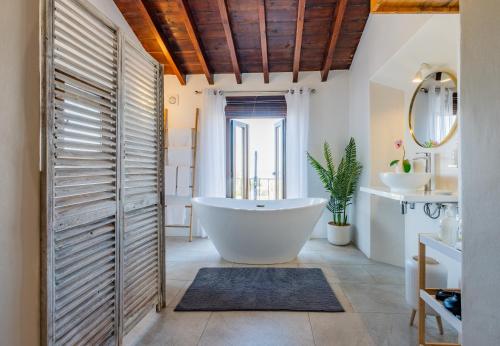 La Tartana Hotel Boutique - Costa Tropical