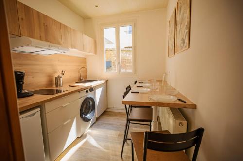 Le Nid Secret Avec Parking Prive Gratuit A 5 Min A Pied De La Plage - Le Havre