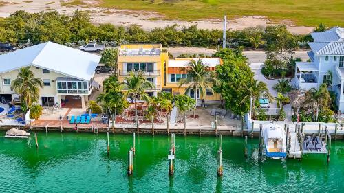 Boot Key Harbor Retreat Whole House Deals & Reviews, marathon ...