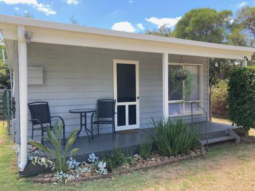 Waterfall Cottage - Victoria