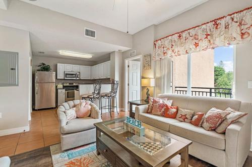 Madeira Bay Resort Bayfront Oasis 202: 2bd 2ba - Treasure Island, FL