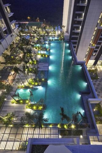 B2107 Grand Medini Pool View 100ms Netflix By Stay - Singapore