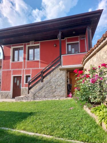 Стаи за гости Симона - Rose Valley