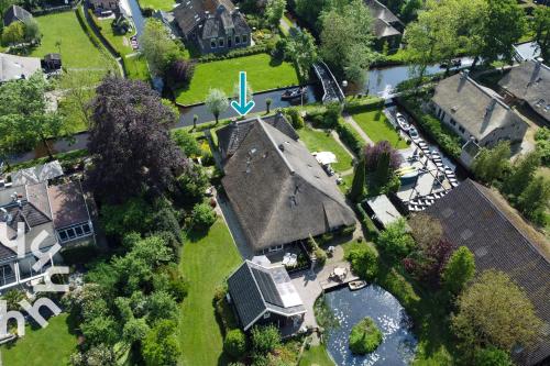 Ov593 - 4p Apartment In The Heart Of Giethoorn On The Village Canal - Giethoorn