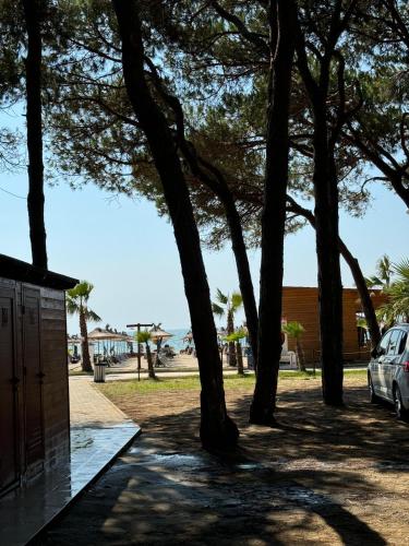 Seaside Aaron Apartment 2 (Seaside Aaron Apartment 2) รีวิวที่พัก จอง ...