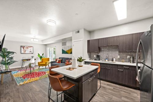 Cozy Getaway Near City Center - Salt Lake City, UT