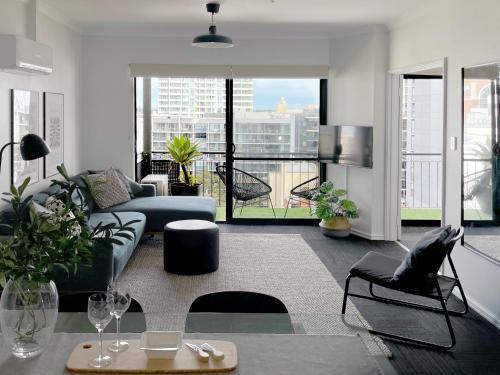 Stylish Executive City Pad W Parking And Pool - Perth, Australia