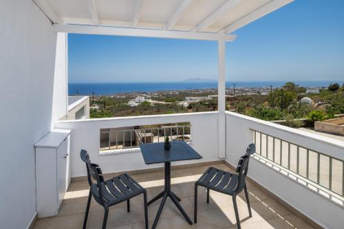 Hillside Elegance Suites - Santorin